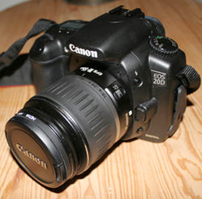 Canon EOS 20D Images [HD]: Photo Gallery of Canon EOS 20D - Gizbot