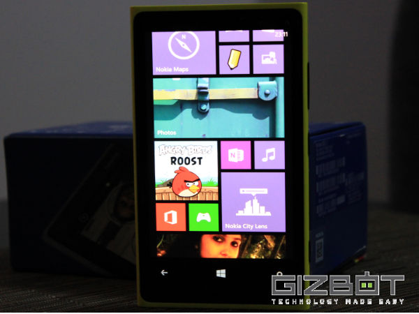 Nokia Lumia 920: Hands On Review Images [HD]: Photo Gallery of Nokia ...