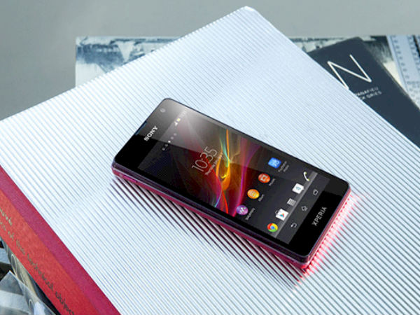 Sony Xperia TX Images [HD]: Photo Gallery of Sony Xperia TX - Gizbot