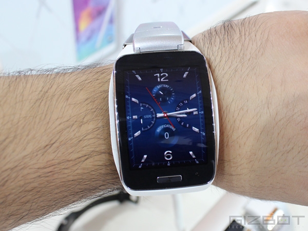 Samsung Gear S First Look Images [HD]: Photo Gallery of Samsung Gear S ...