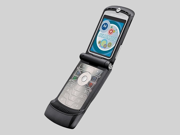 Motorola Razr Images [HD]: Photo Gallery of Motorola Razr - Gizbot