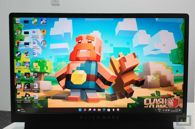 Alienware x15 R2 Review Images [HD]: Photo Gallery of Alienware x15 R2 ...