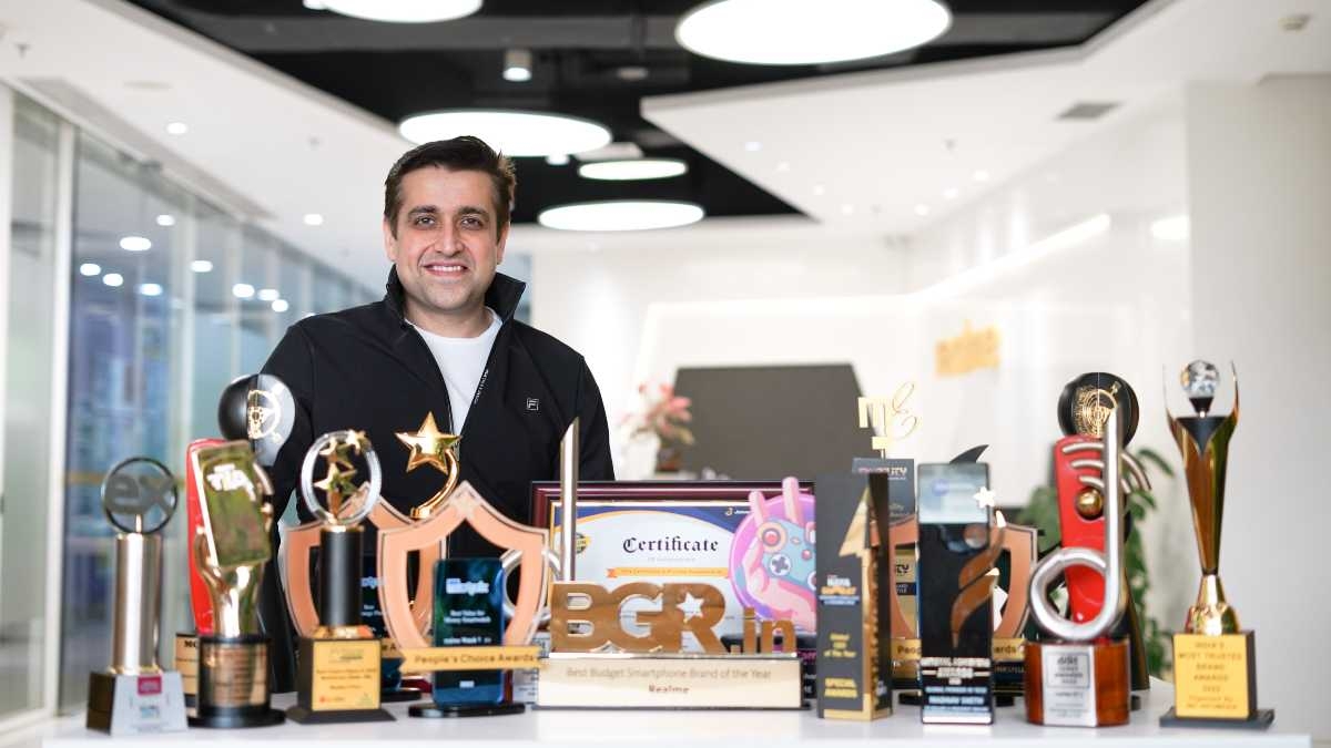 Madhav Sheth bids farewell to Realme after five years, Founder Sky Li ...