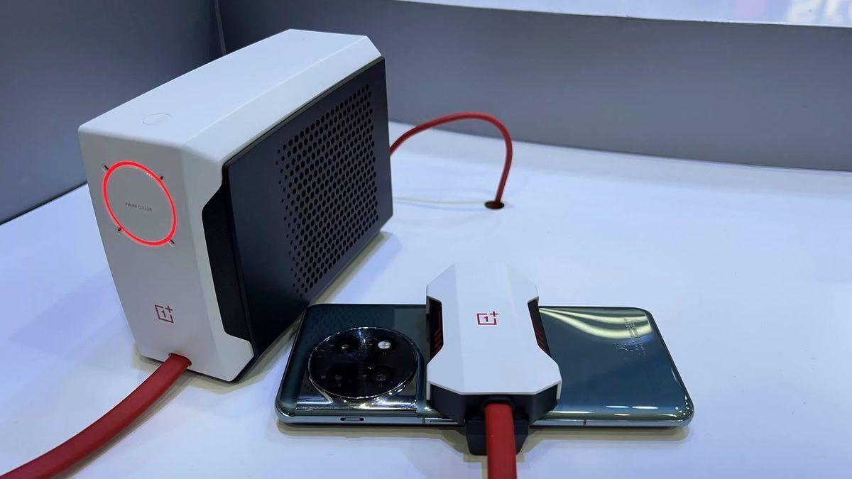 OnePlus 45W Liquid Cooler Can Drop Smartphone Temps by 20 Degrees ...